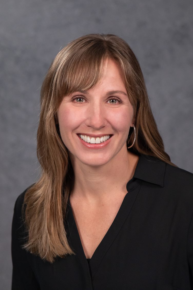 Agent Highlight: Lori Zeoli Real Estate People's Champion & Climbing